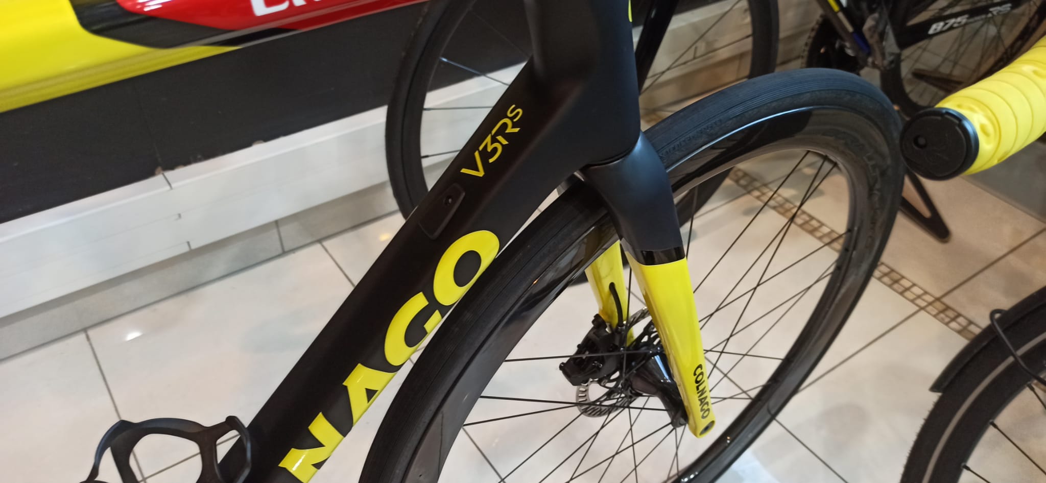 VELO ROUTE COLNAGO V3RS TDF EDITION (taille 53 Colnago = L ...